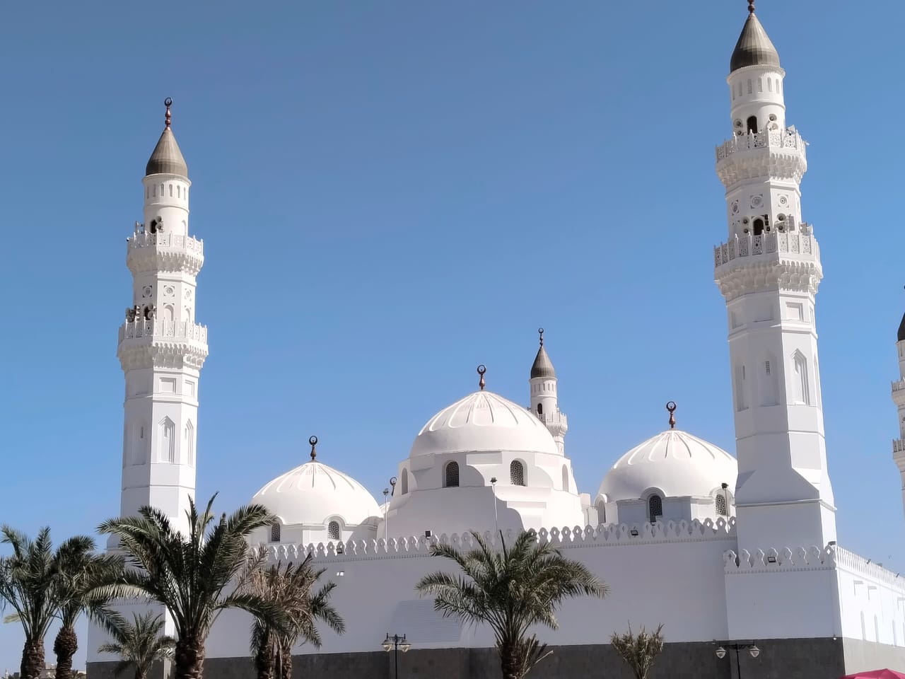 Masjid Quba dan Pesonanya - Suararakyatindo